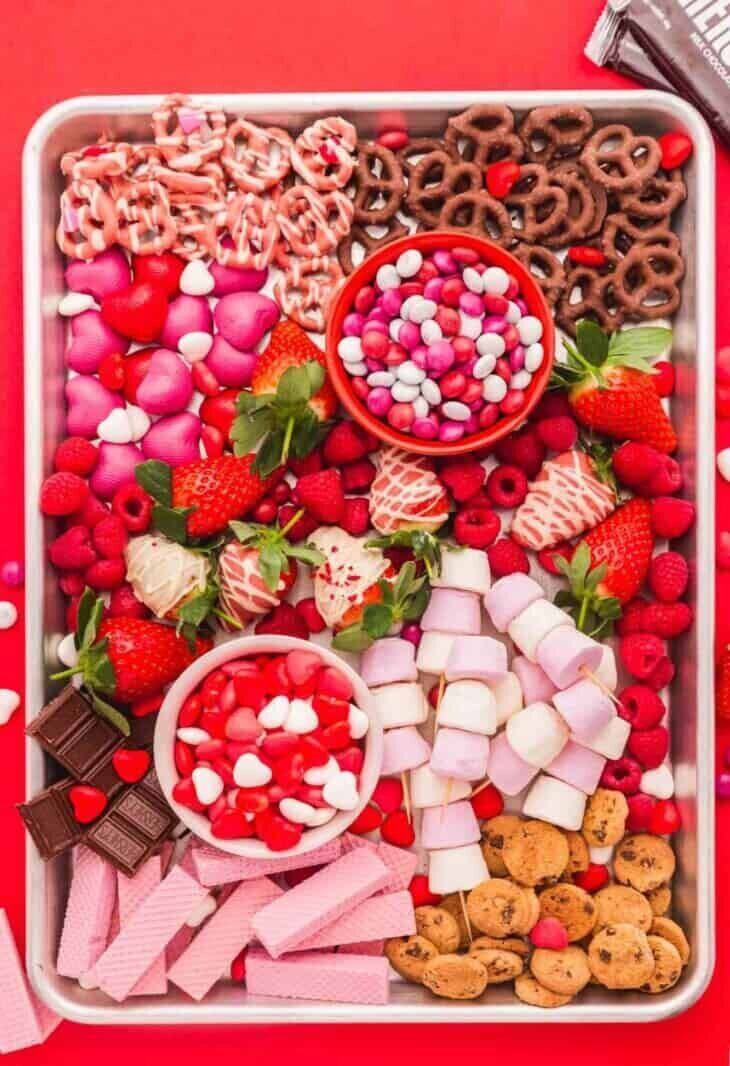 13 Unique Charcuterie Board Ideas {for Birthday Parties, Valentine's ...